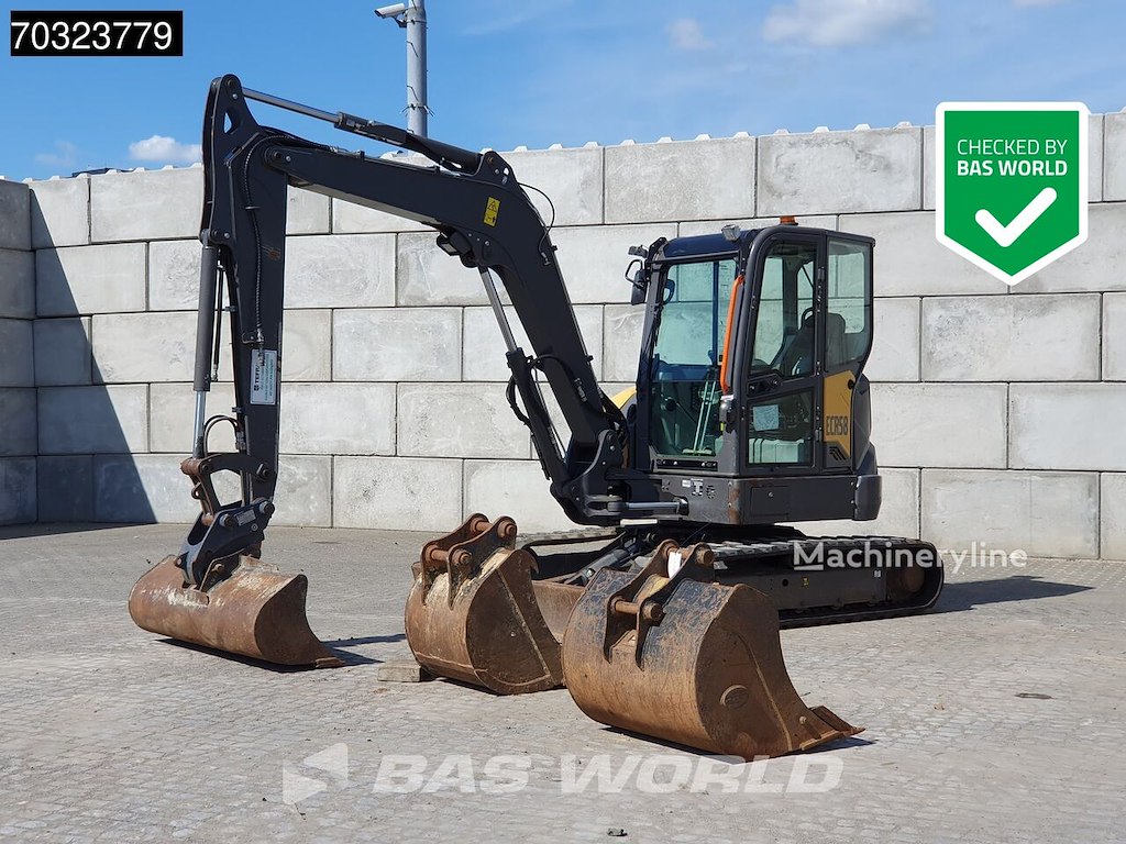 Volvo ECR58 F A/C - 3 Buckets mini bager
