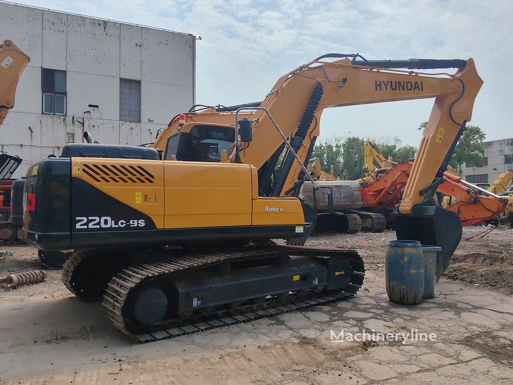 Hyundai Robex 220LC-9S bager guseničar