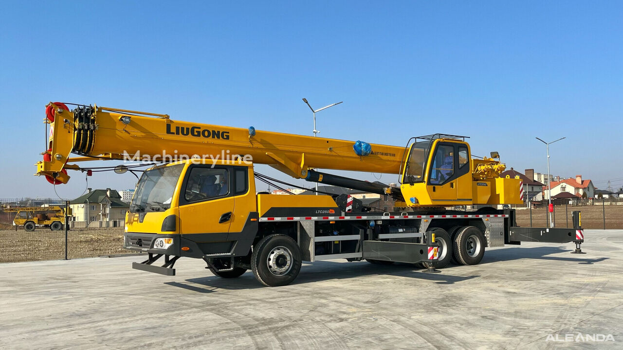 Nova LiuGong LTC250H5 autodizalica