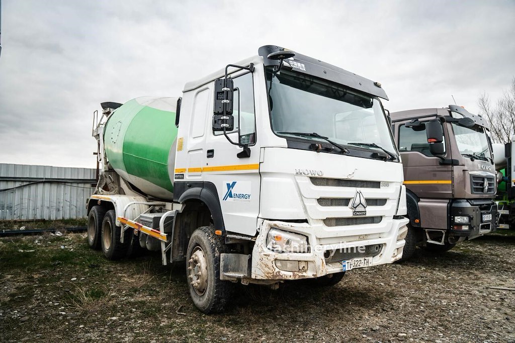 Howo 336 kamion s mešalicom za beton