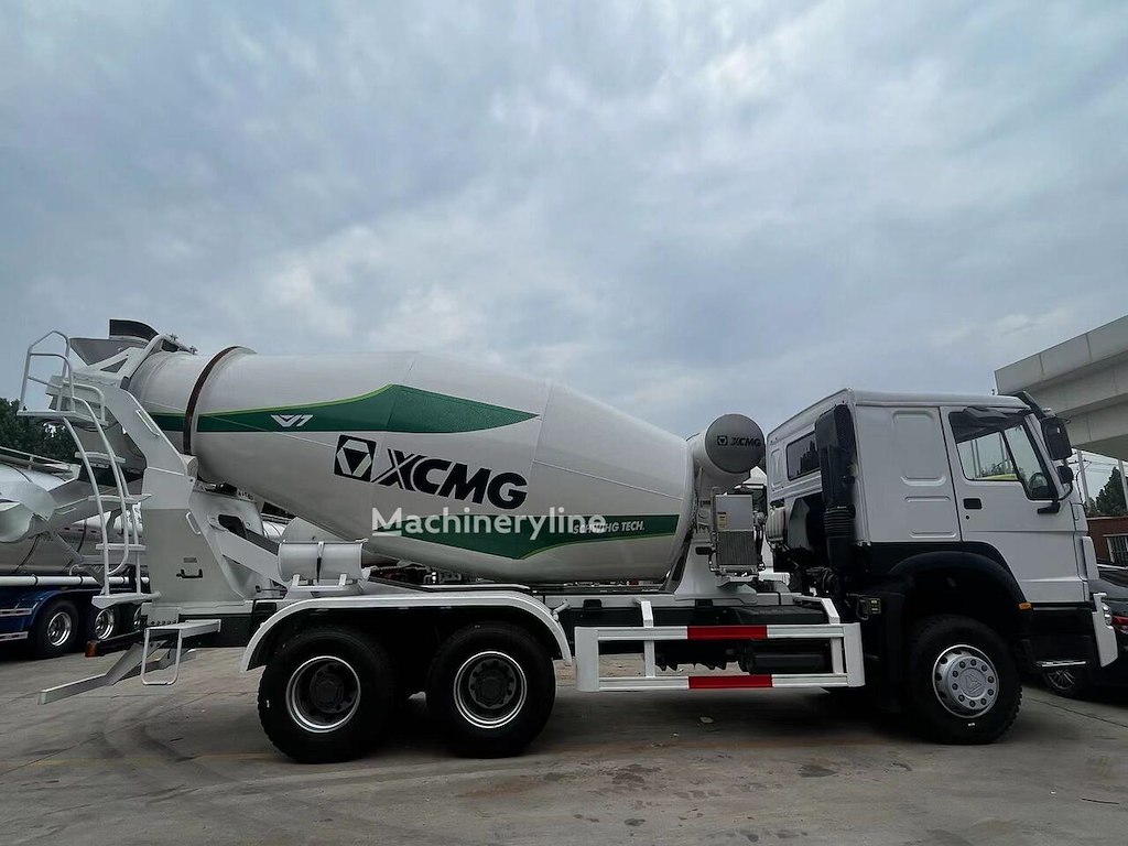 XCMG na šasiji Howo 371 kamion s mešalicom za beton