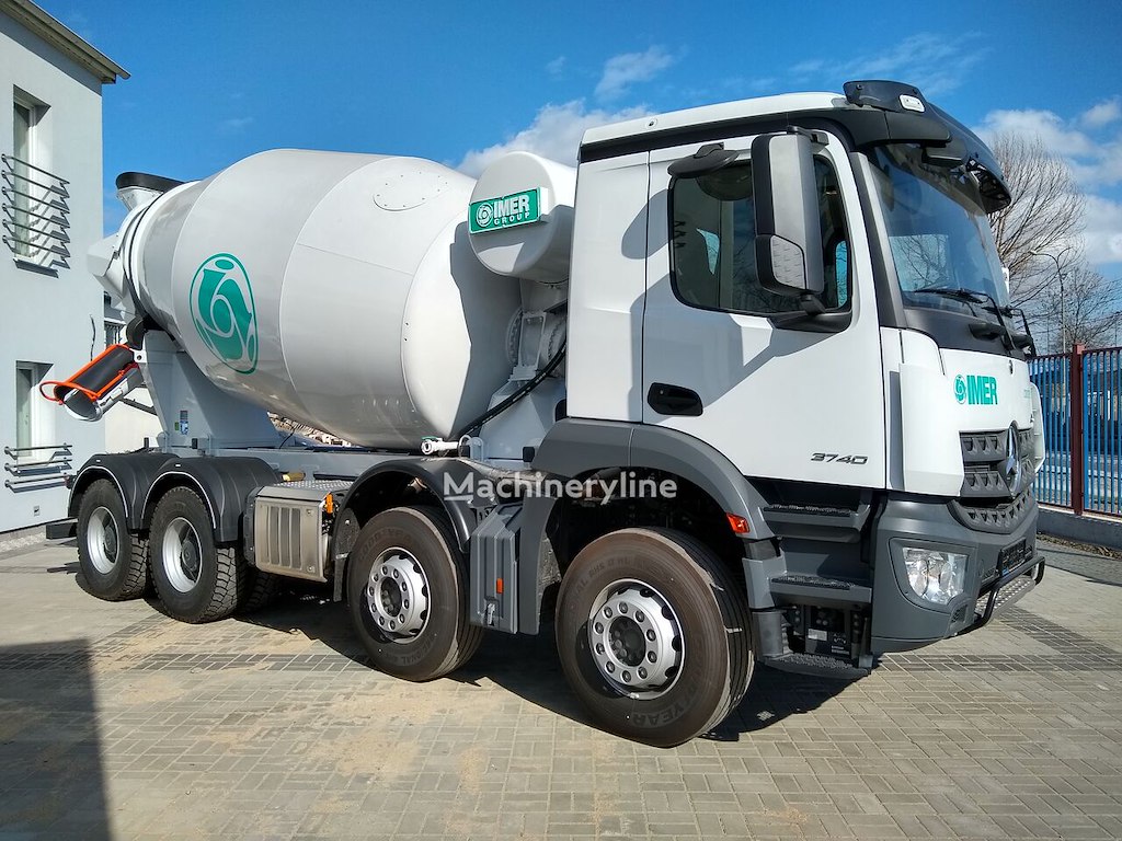 Novi IMER Group ORU LT 105EH na šasiji Mercedes-Benz Arocs 4142 B kamion s mešalicom za beton