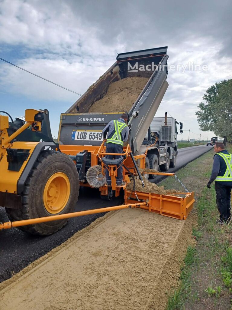Novi Strassmayr RW300 finišer za ivičnjake