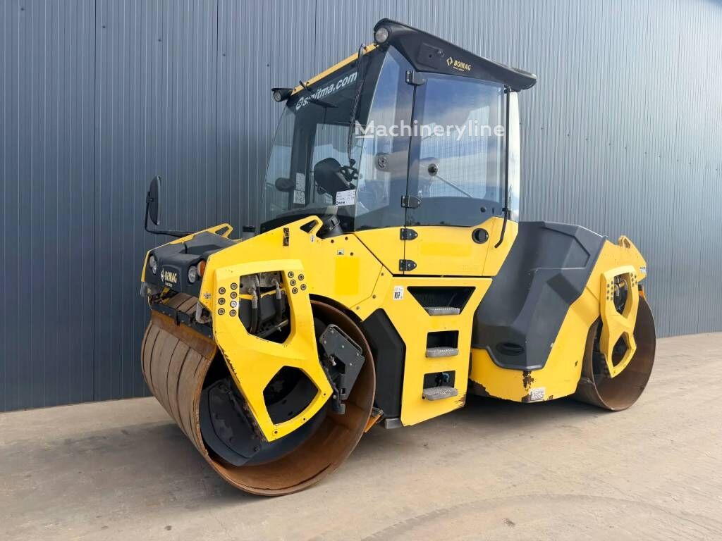 BOMAG BW161AD-5 mali valjak