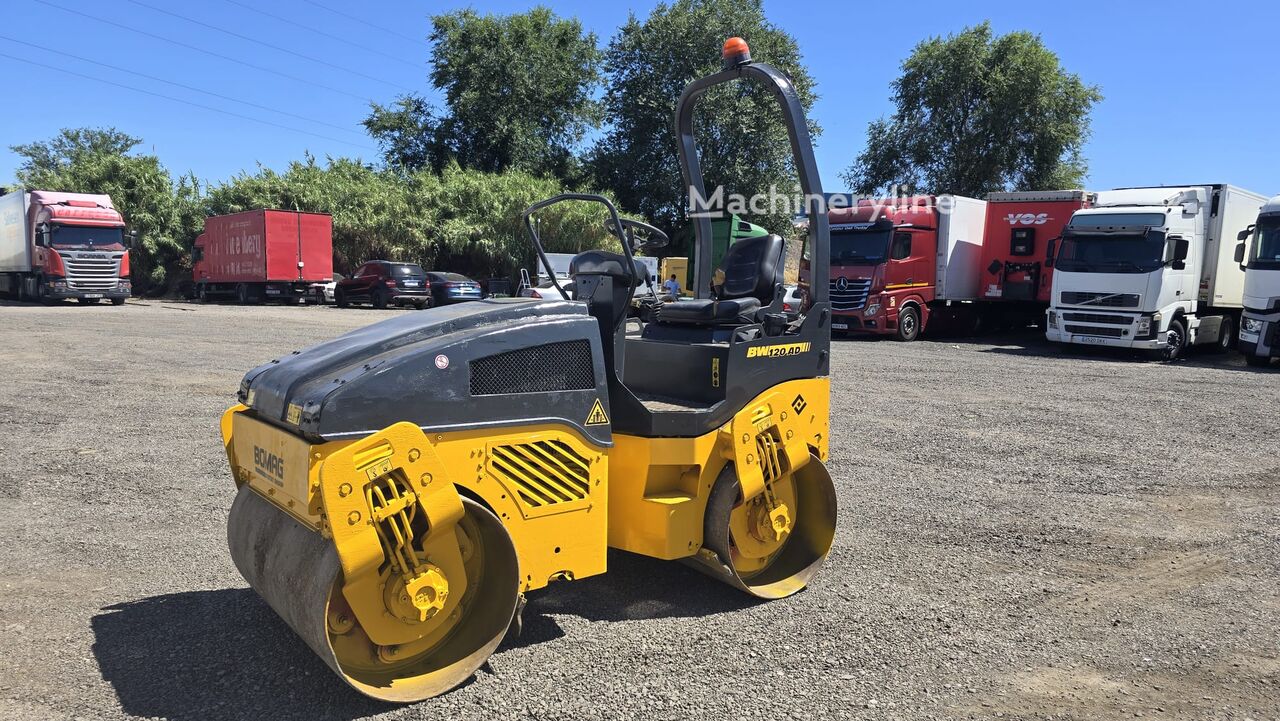 BOMAG BW120 mali valjak