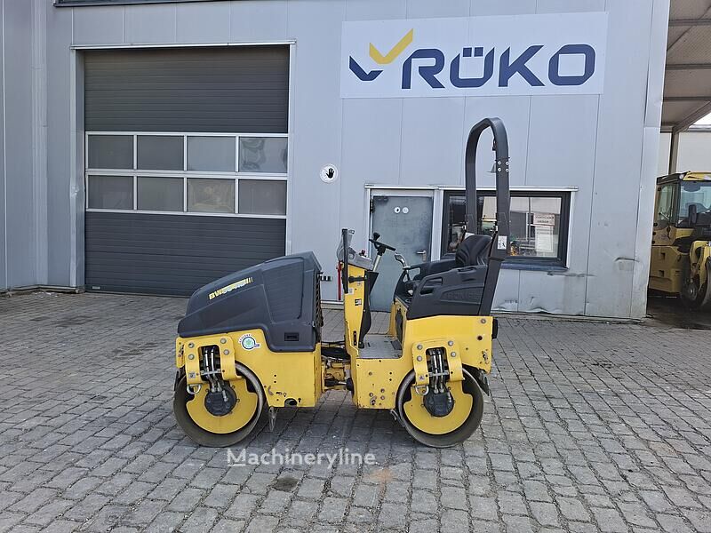 BOMAG BW 90 AD-5 mali valjak