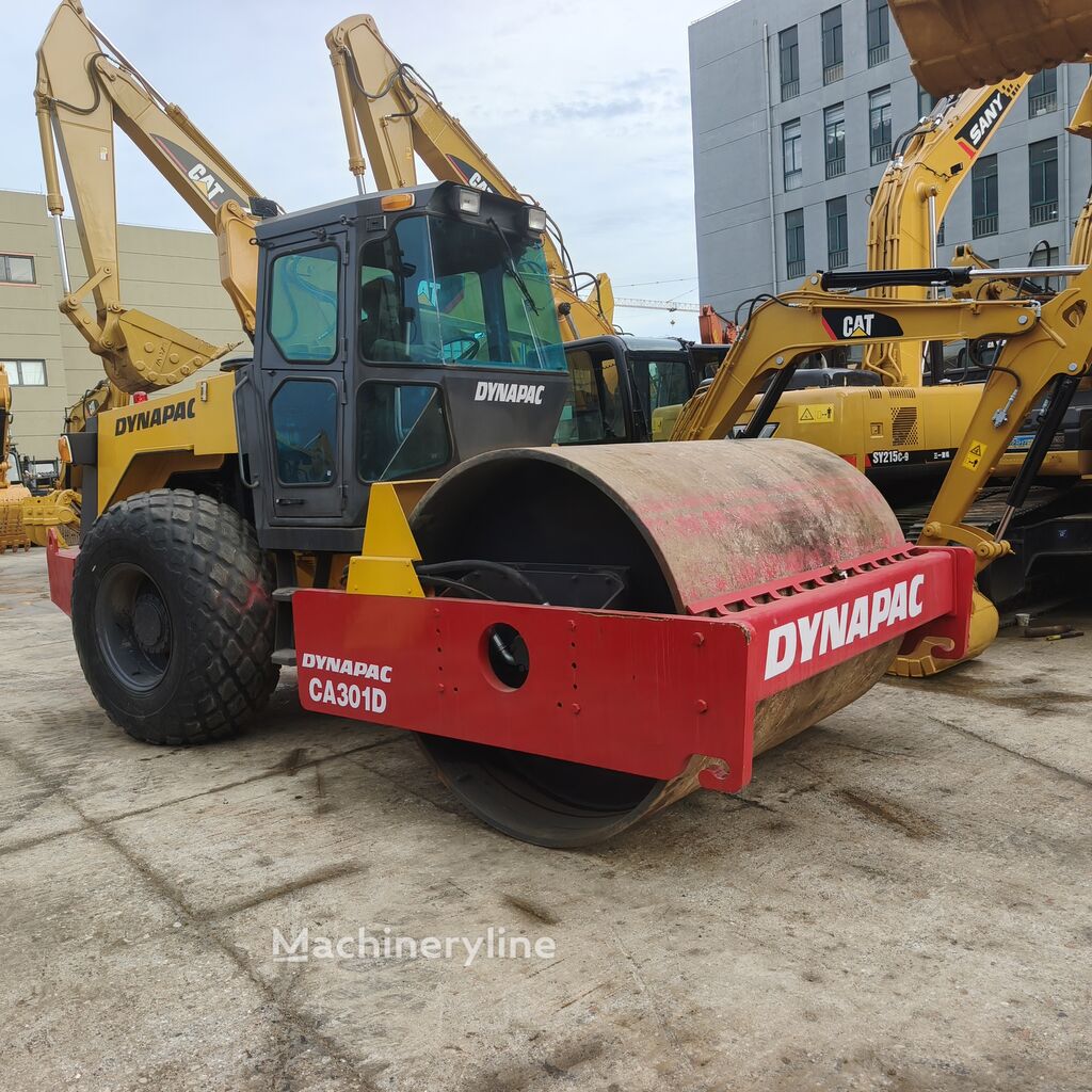 Dynapac CA301D kompaktor s jednim valjkom