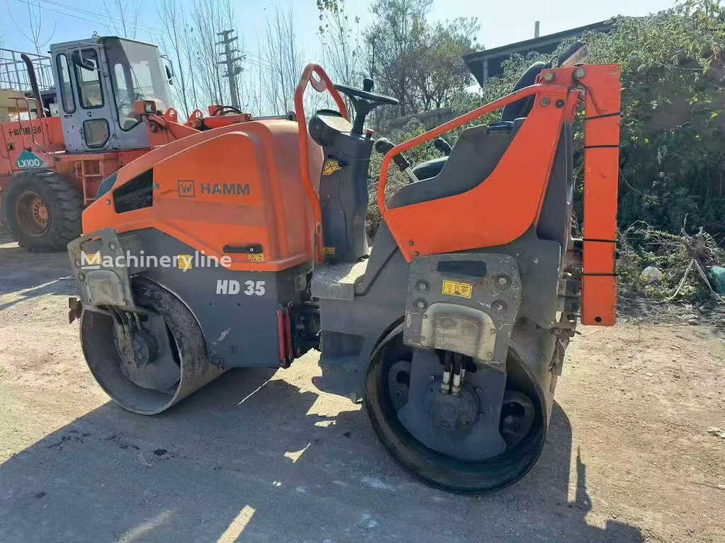 Hamm HD35 mali valjak