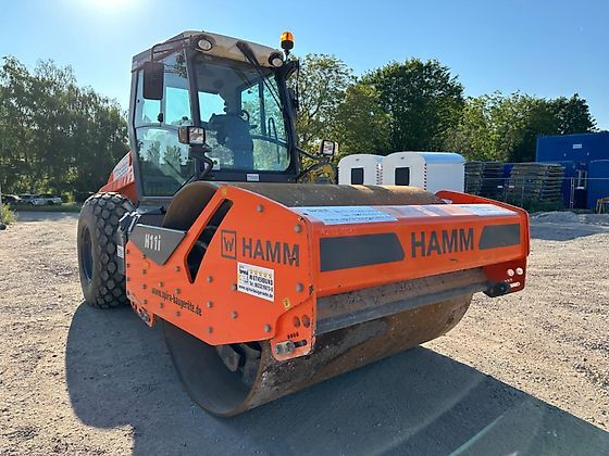 Hamm H11i kompaktor s jednim valjkom