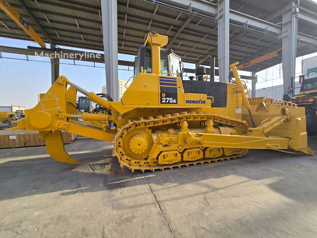 Novi Komatsu D275A-5R buldožer