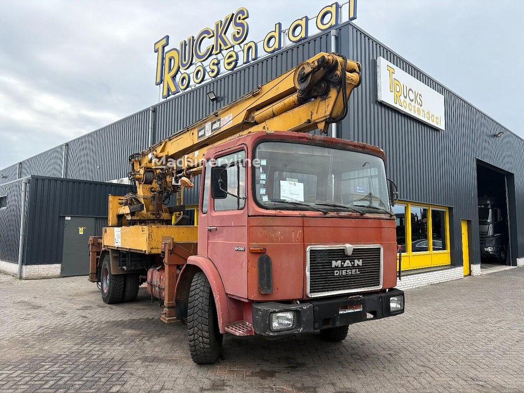 MAN f8 18,280 + 6 CYLINDER + MANUAL + MKG 22METER auto dizalica s korpom