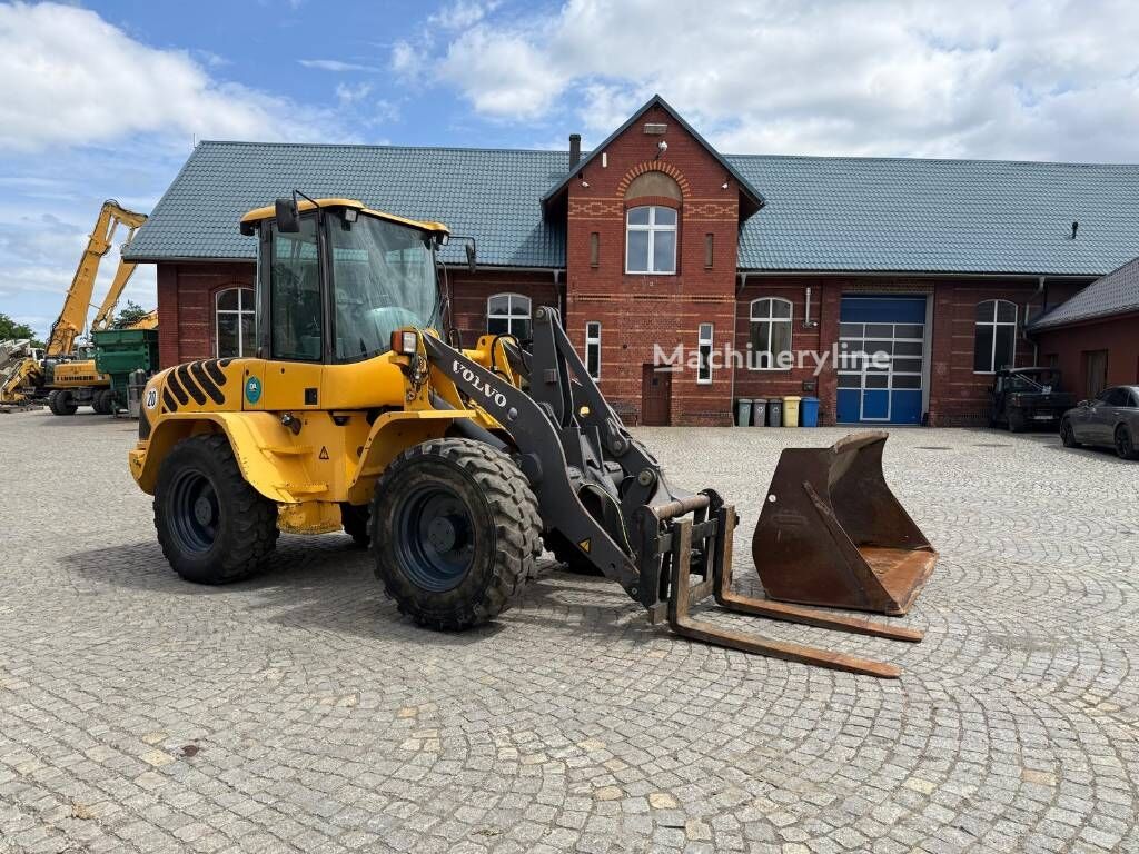 Volvo L 40 B TP prednji utovarivač