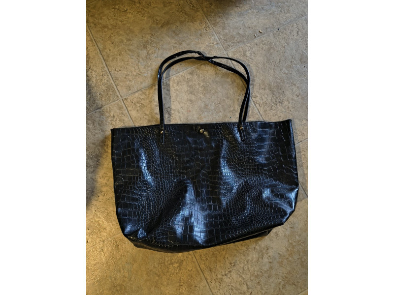 ASOS VELIKA ŠOPING TORBA ODLIČNA