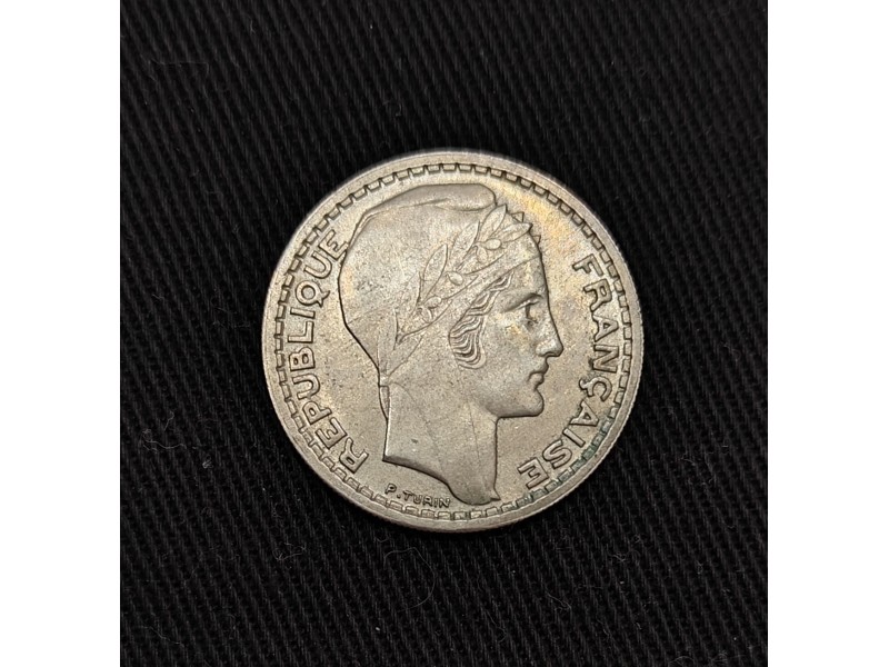 Francuska - 10 francs 1946 AUNC