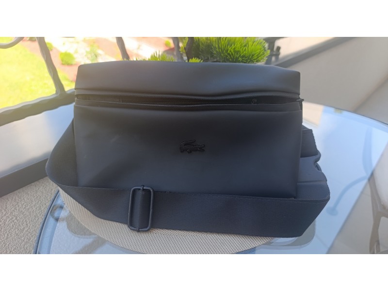 LACOSTE TORBICA Nova