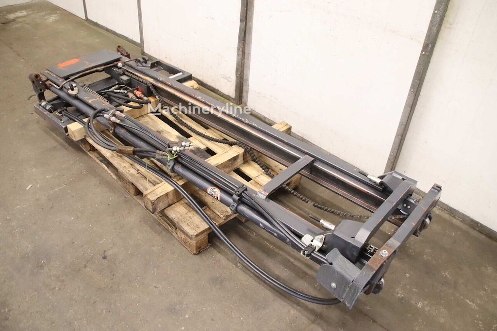 Linde E15Z-02 jarbol viljuškara