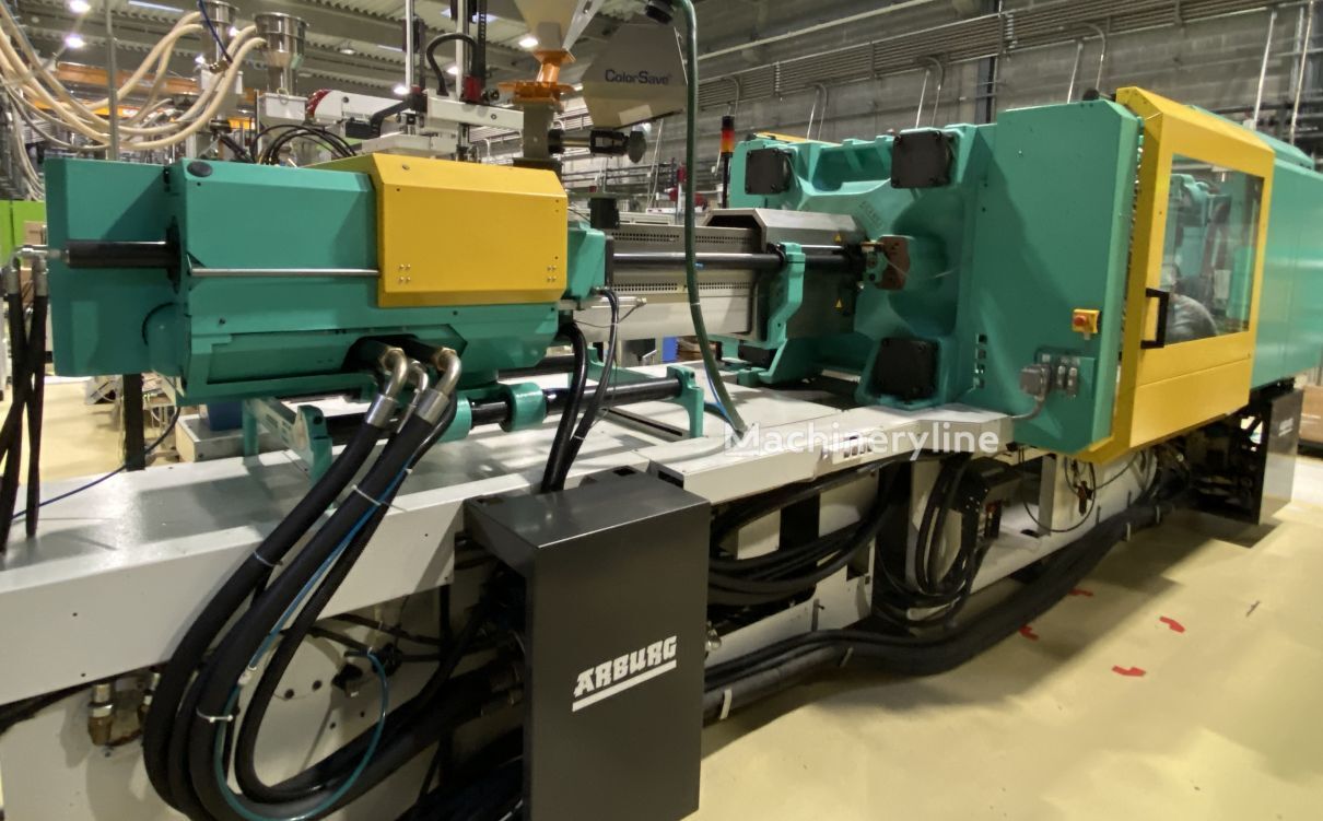 Arburg 720S 3200/1300 mašina za brizganje plastike