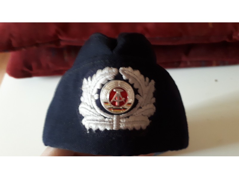 Policijska kapa DDR, Istočne Nemačke