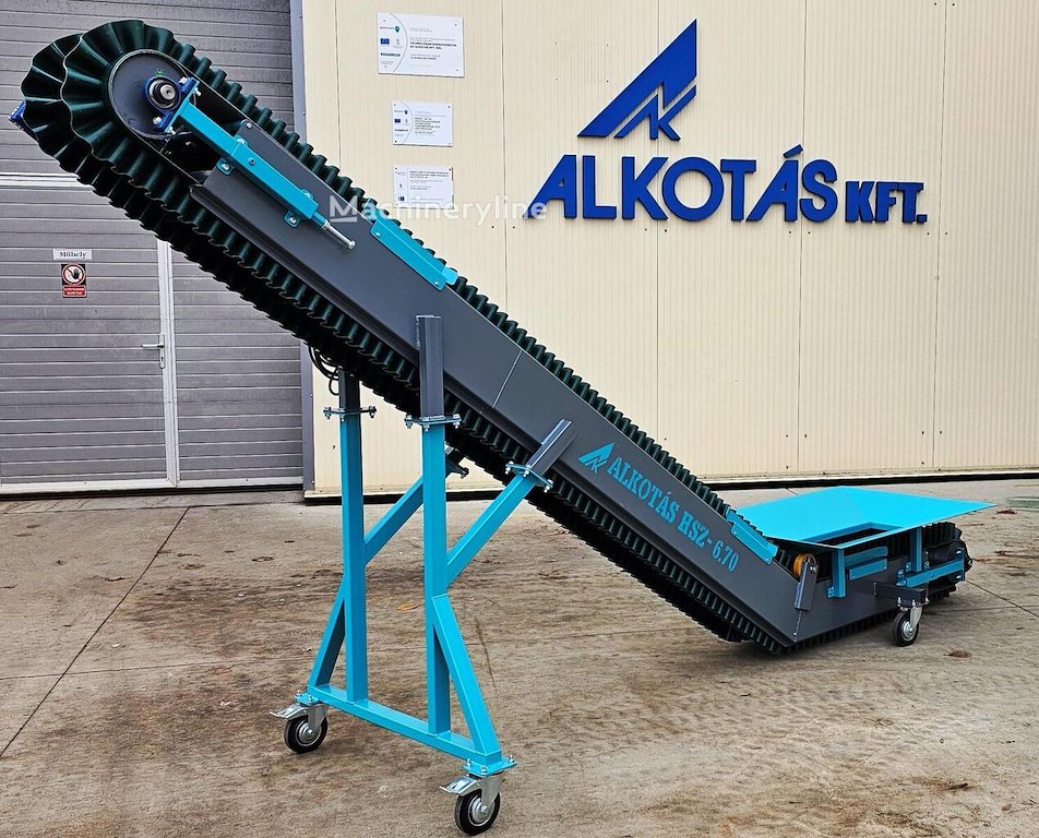Novi Alkotás trakasti konvejer