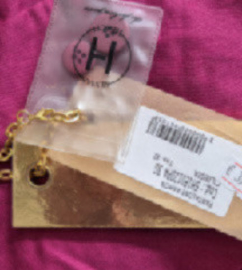 Firmiran sorts Silvana Hersch, ptt gratis
