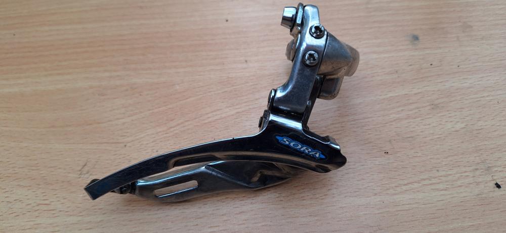 Prednji menjač Sora FD-3304