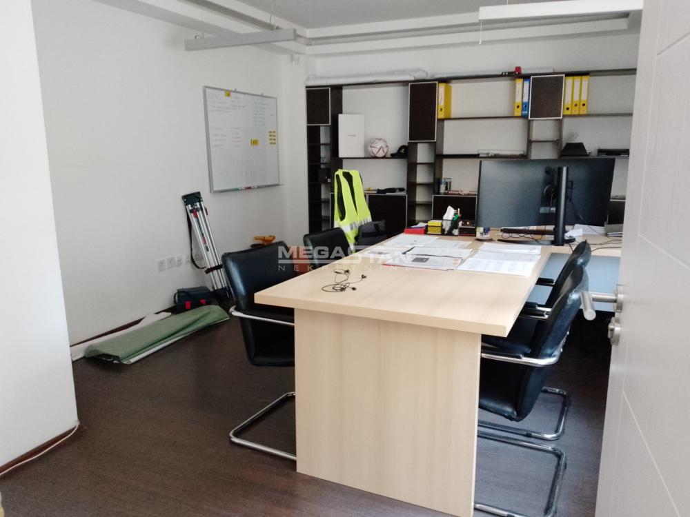 Atelje na Lekinom brdu
220.000 €