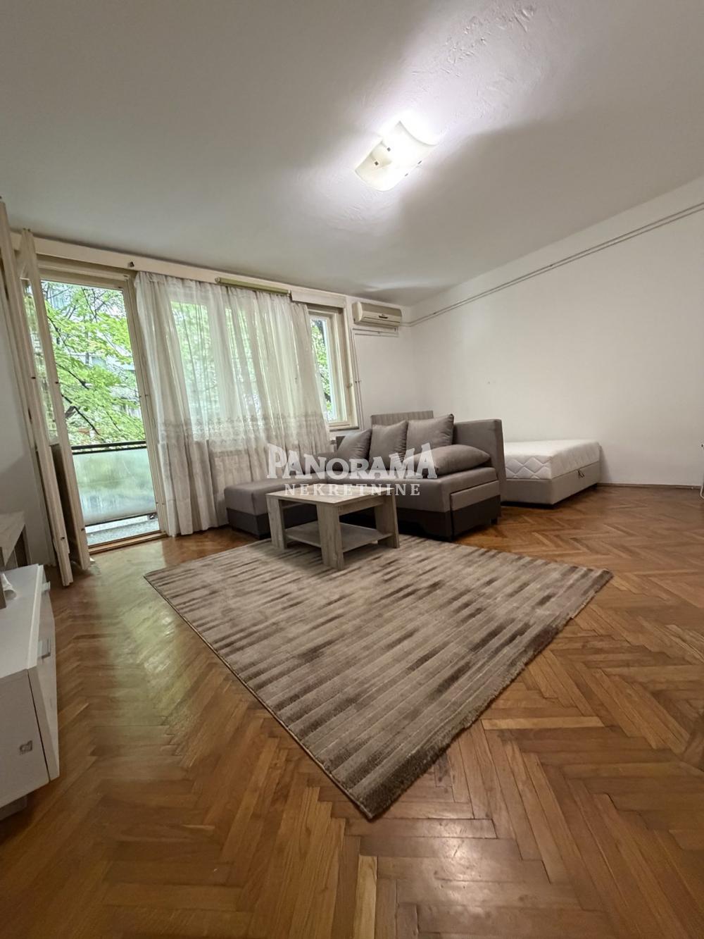 Slavija jednoiposoban 50m2 ,namešten ID#3359
600 €