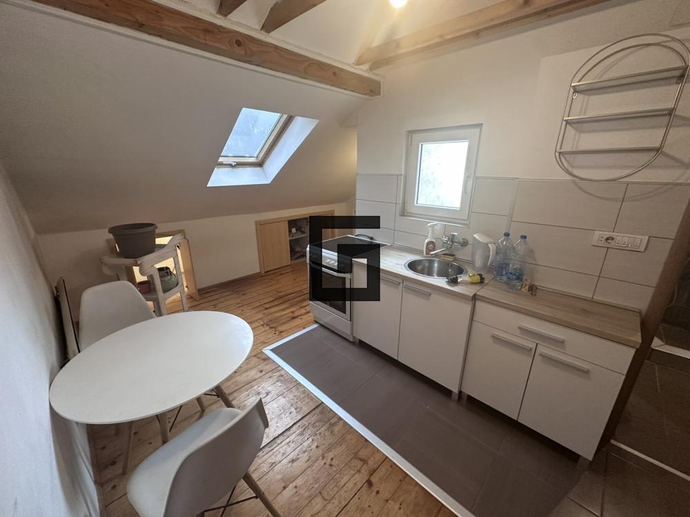 Čuburski park- 1.5 stan, 37m2 ID#2492
128.000 €