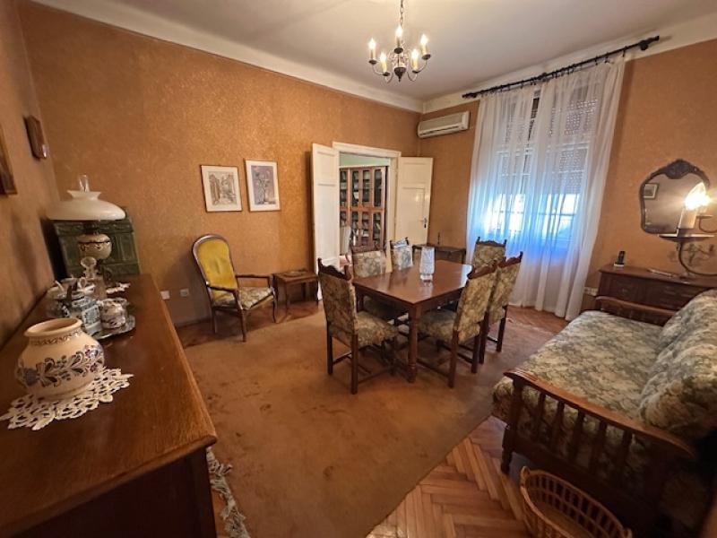 Savski venac-Centar-Salonac-103m2-Uknjižen ID#3184
290.000 €