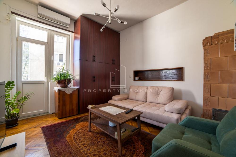 Stari grad, Botanička bašta, useljiv ID#4725
210.000 €