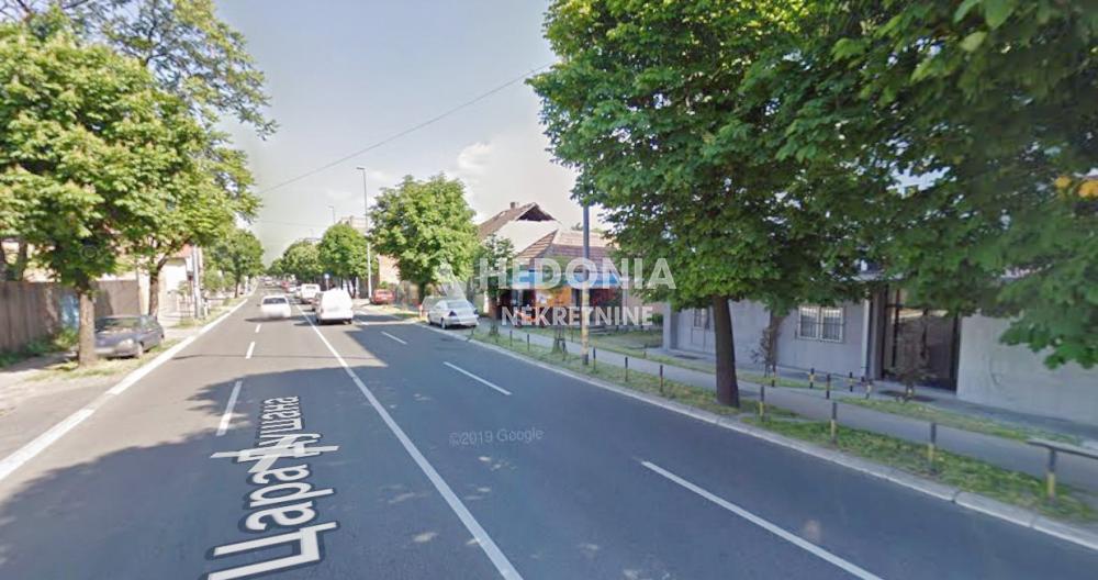 Zemun, Cara Dušana, 2.0, za sređivanje, retka ponuda ID#10559
139.900 €