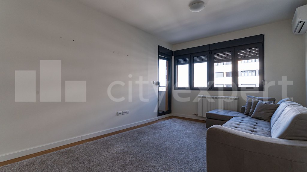 Poslovni prostor za izdavanje BEZ PROVIZIJE: Dvosoban, 48m², Kneza Višeslava, Rakovica - 650€