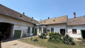 Prodajem Kuću, Centar
