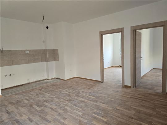 2.5 Ledine, Hotel Mar, nov,uknjižen