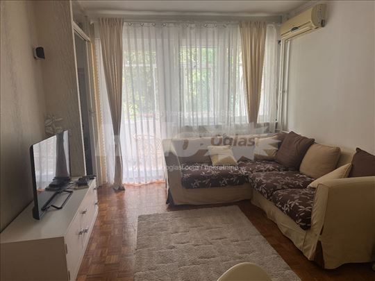 Izdaje se opremljen stan direktno od vlasnika