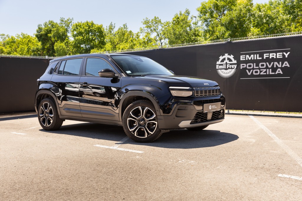 JEEP AVENGER