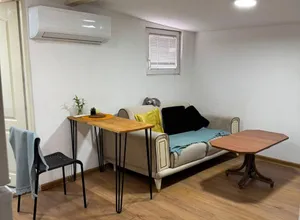 Izdavanje Stan - Beograd