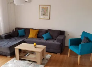 Izdavanje Stan - Novi Sad, Liman III