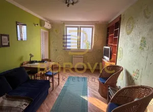 Izdavanje Stan - Beograd