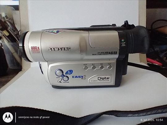 SAMSUNG VP-W90 HI8 DIGITAL camcorder, ima bateriju