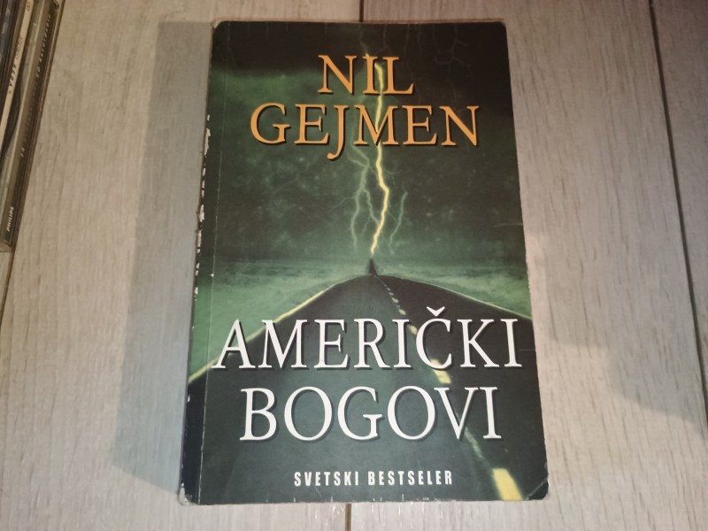 Americki Bogovi-Nil Gejmen
