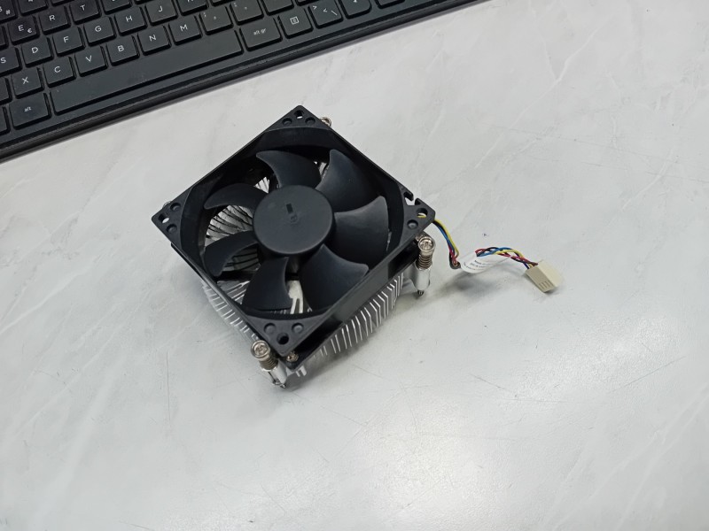 kuler 1151 od dell optiplex 7040 ispravan