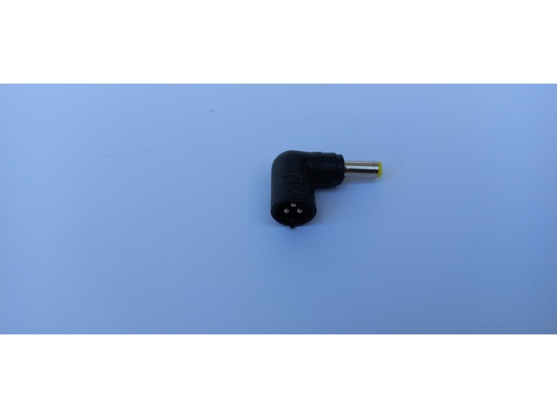 Univerzalni punjač za laptop jack 19V (3)
