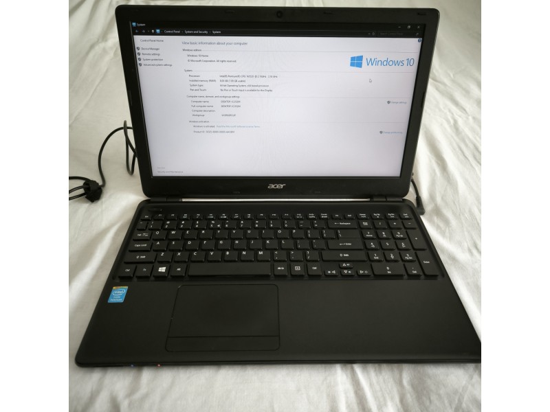 Acer 15.6-Intel x4-8gb ddr3-256gb SSD-punjač