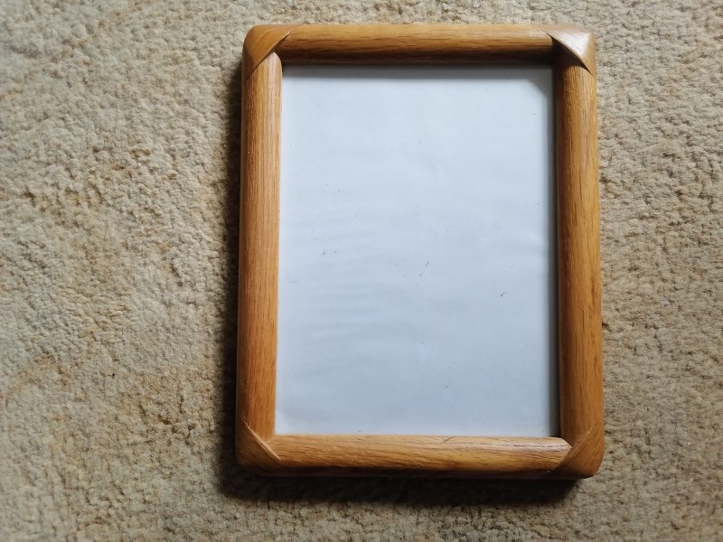 ram za sliku sa staklom 24x18cm