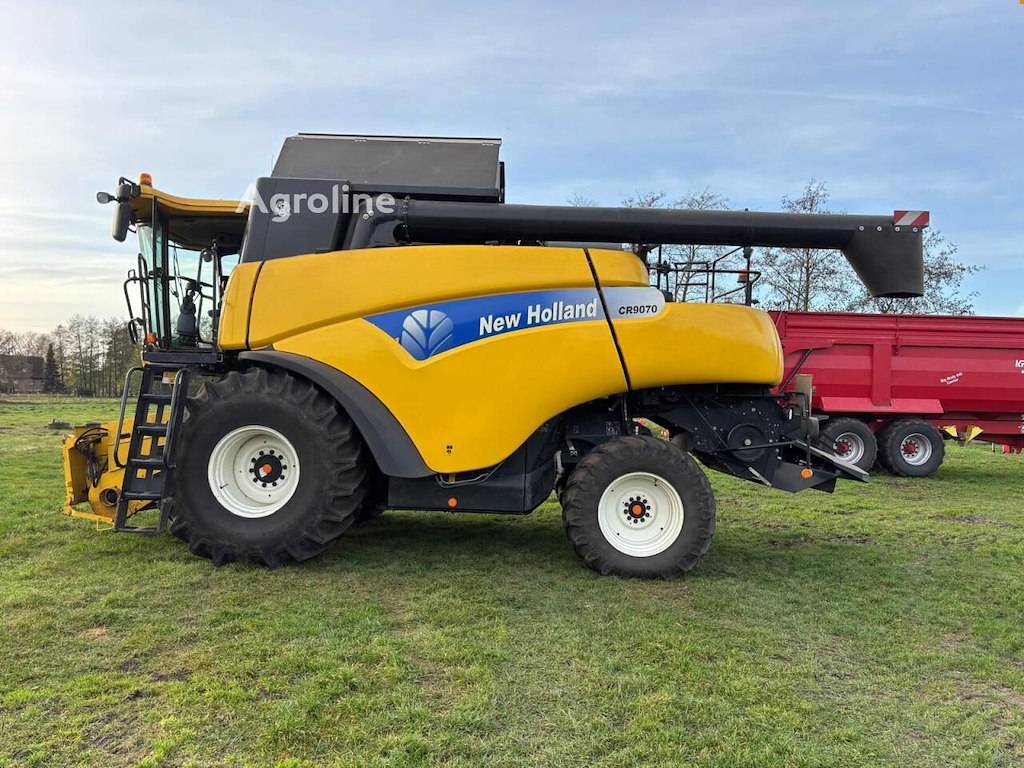 New Holland CR 9070 kombajn za žito
