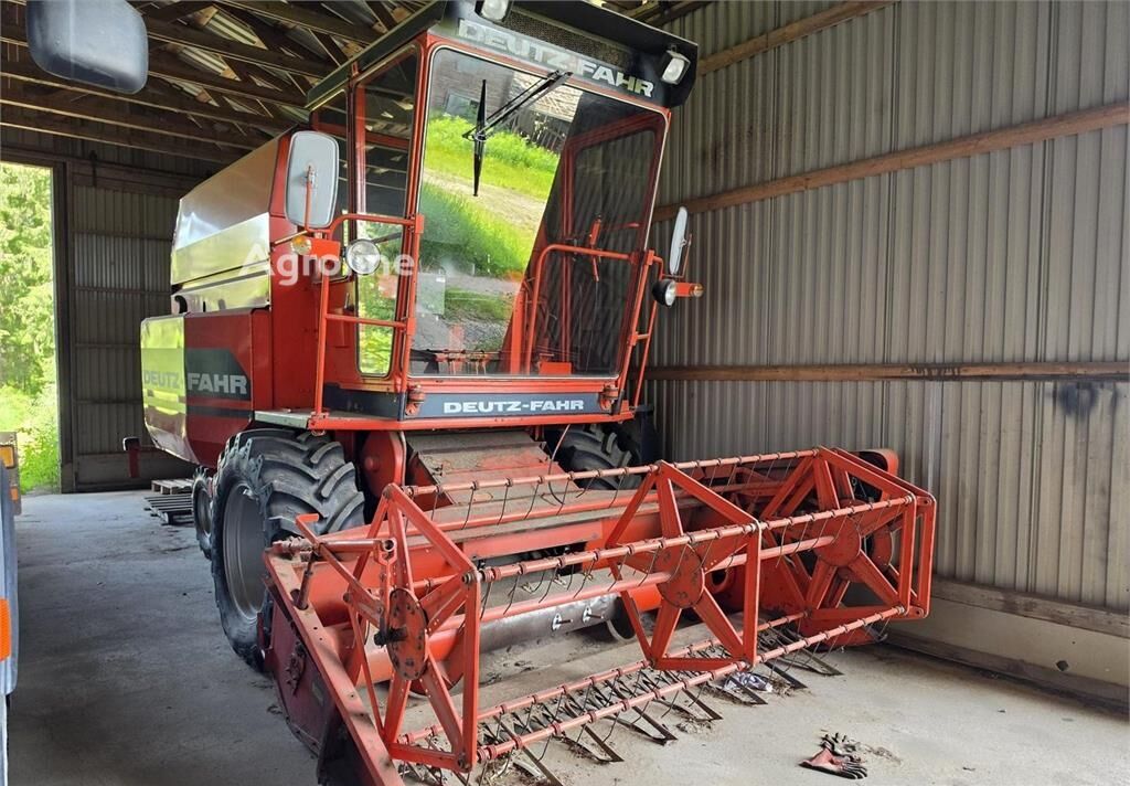 Deutz-Fahr M660 kombajn za žito