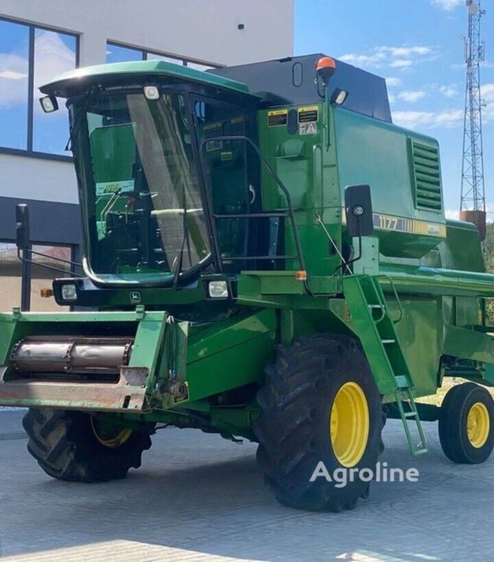 John Deere 1177 kombajn za žito