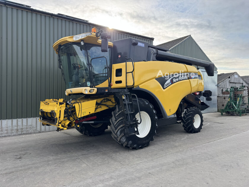 New Holland CX 860 kombajn za žito