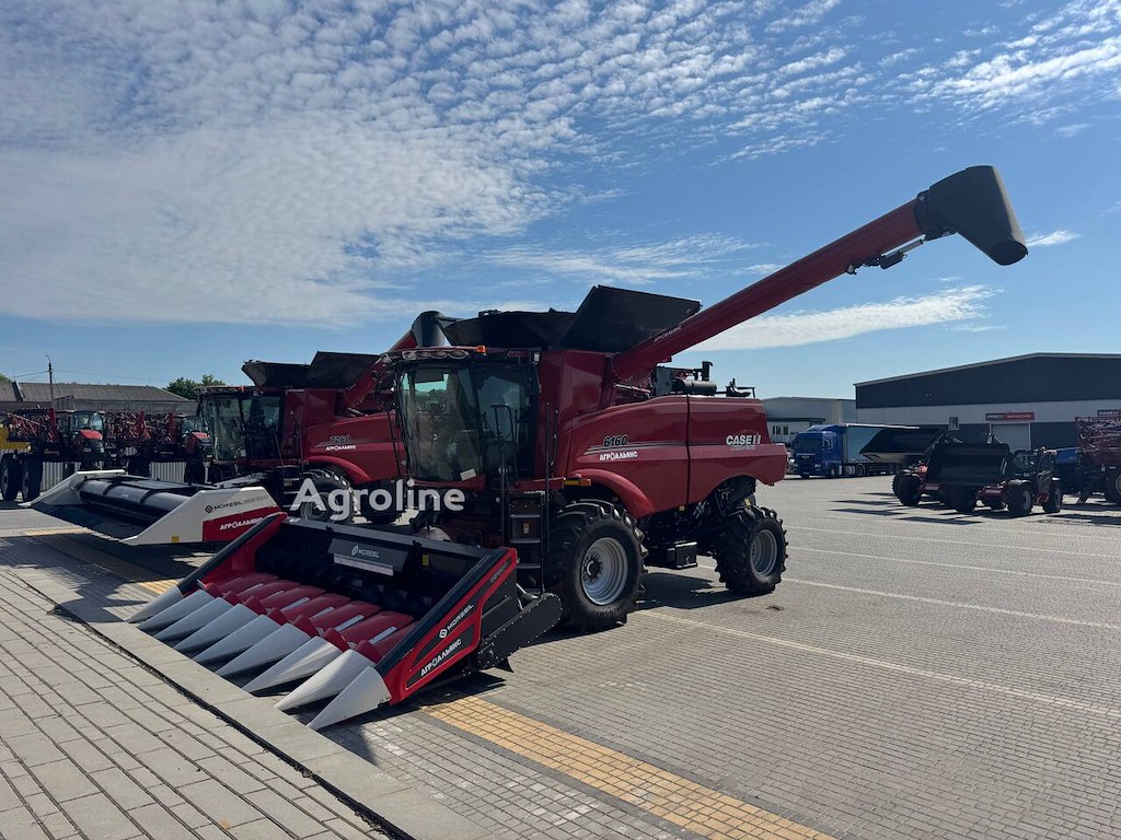 Novi Case IH 6160 kombajn za žito